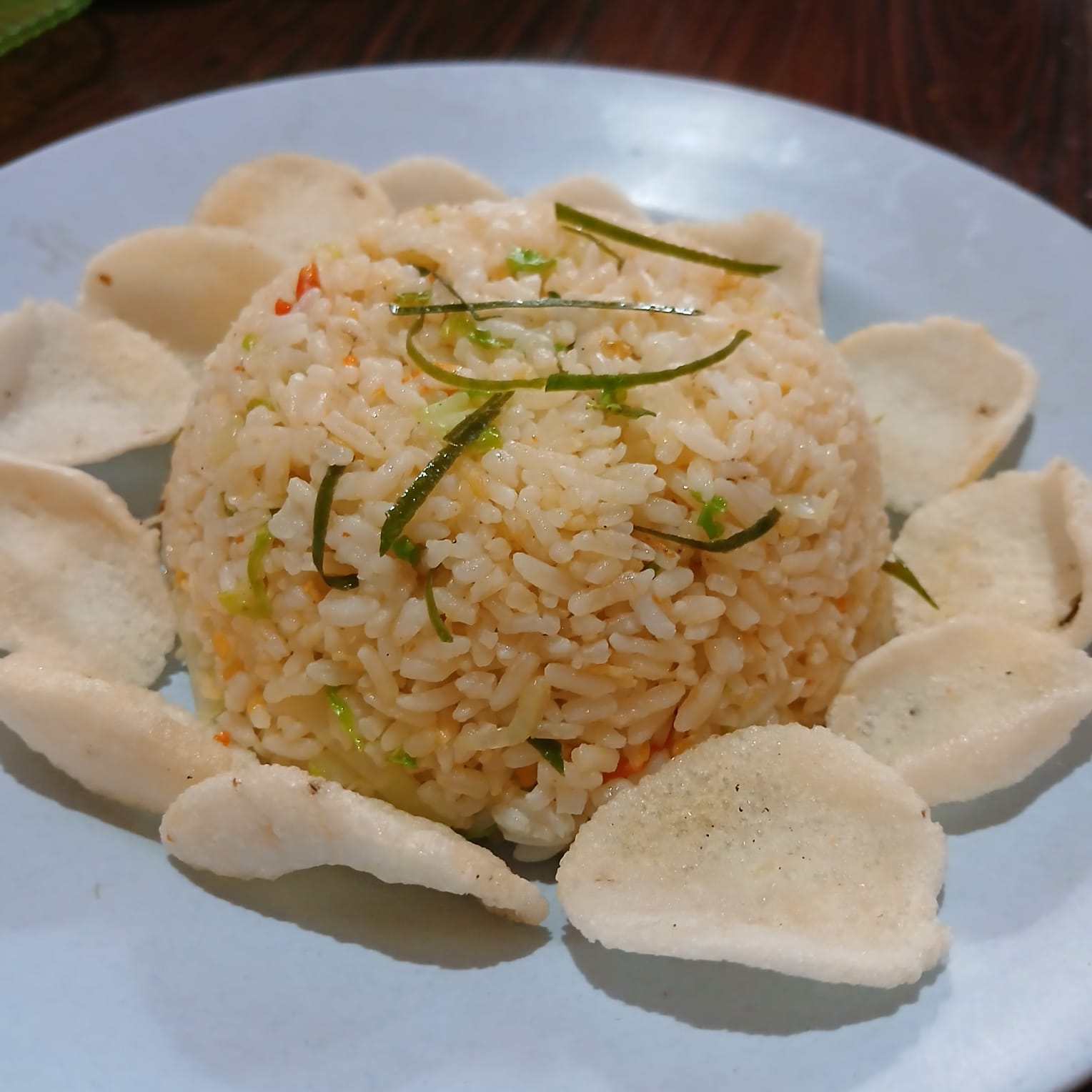 Resep Nasi Goreng Daun Jeruk | Mealy Resep Nasi Goreng Daun Jeruk | Mealy